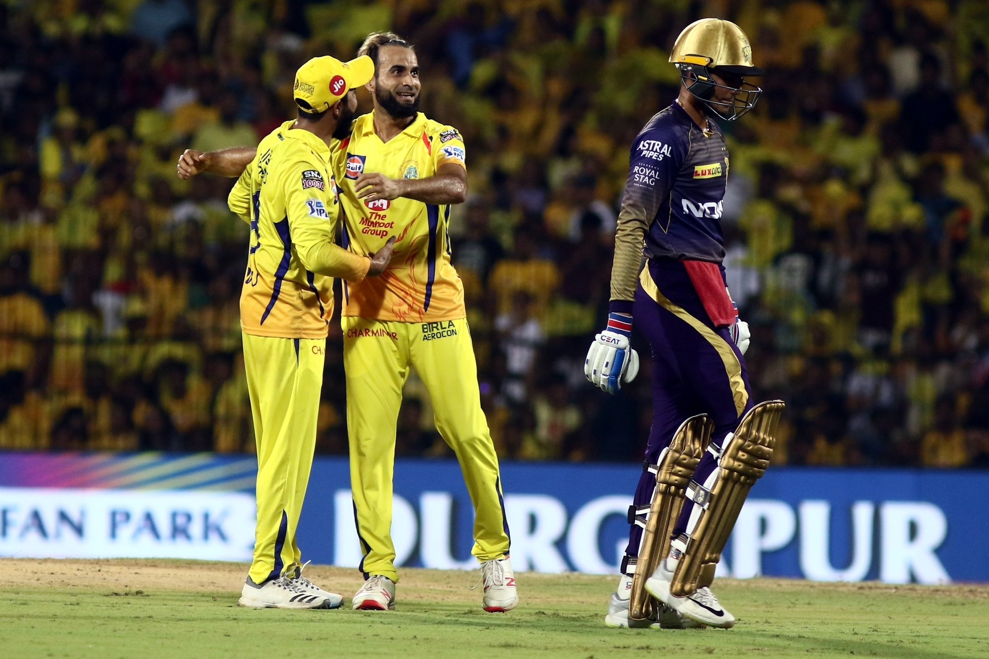 IPL 2019: WATCH – Imran Tahir starts celebrating even before Dhoni ...