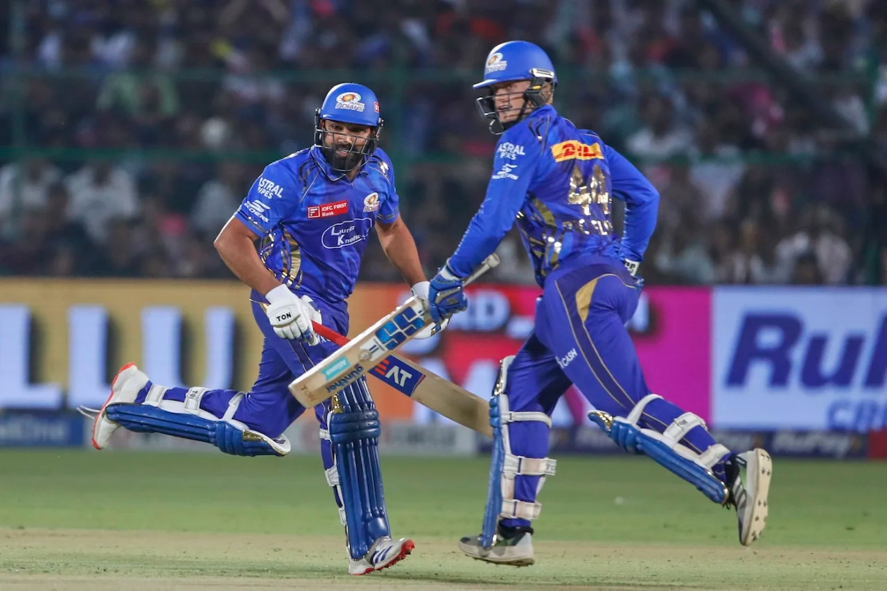 IPL 2025: WATCH- Rohit Sharma signals for DRS as timer runs out; Netizens outraged over his timing